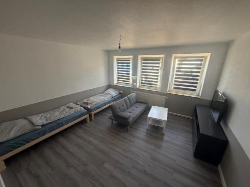 Emas 9, Schones Apartment Mit 2 Einzelbetten, Wlan, Kuche - Krefeld
