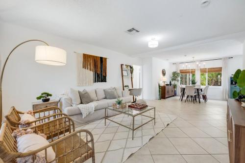 Cozy Dania Beach House With Fenced Backyard - Broward County, FL