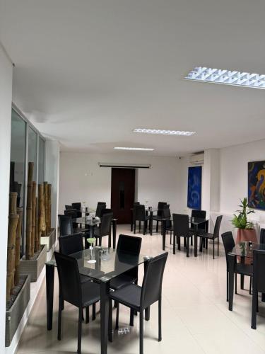 Hotel Lhm - Montería