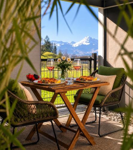 Studio En Gruyere - Grande Terrasse Privee 50m2 Et Jaccuzi Optionnel - La Roche