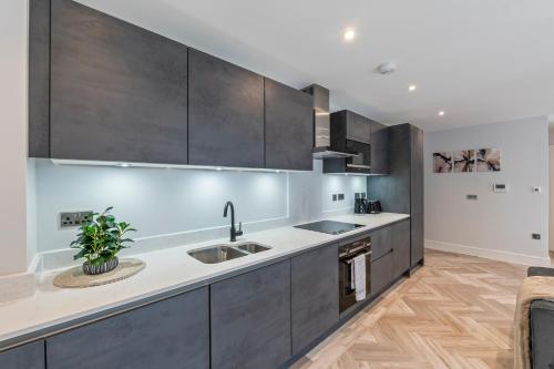 Stylish North London Retreat Next To Tube - Barnet