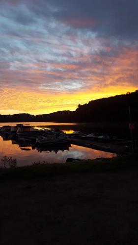 Top 6 Family-Friendly Resorts In Haliburton, Canada - Updated 2025 ...