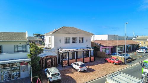 Adamastor Backpackers - Cape Town
