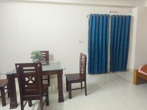 Couple & Family Friendly Studio Apartment Near Airport - 다카