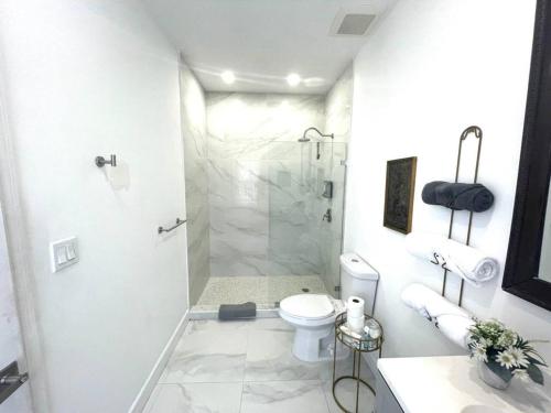 Sunny And Charming Suite Next To Mia - Miami