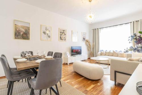 50 M Rhein - 6 Personen - Stadt - Sunset Balkon - Koblenz