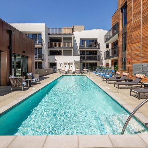 Outstanding Studio In Santa Monica With Pool - Santa Monica, CA