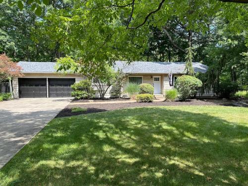 Boiler Bungalow - Entire 3 King Bed Home! - Lafayette