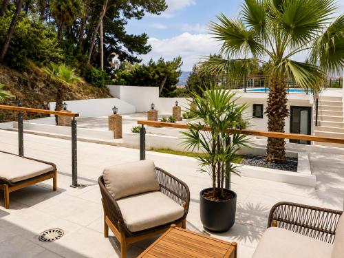 El Dorado Beach Resort - Coastal Retreat - Almuñécar