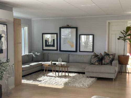 Stort Hus Med Utsikt, Hage Og Veranda Kristiansand - Kristiansand