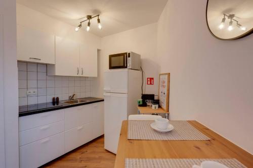 Stylish City Apartment With Lift In Antwerp Zuid - Amberes, Bélgica