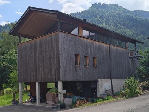 Green Swiss Mountain Paradise - Giswil