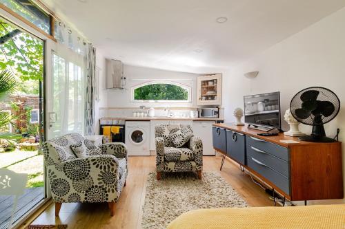 Peaceful Studio Cabin Near Brighton, Sea & South Downs - Brighton and Hove