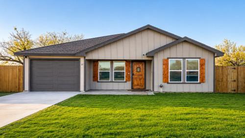 Spacious 2-br Near Downtown & Concho River - San Angelo, TX