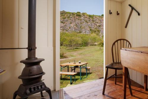 Stones And Stars Boutique Glamping Rock & Roll - Plymouth