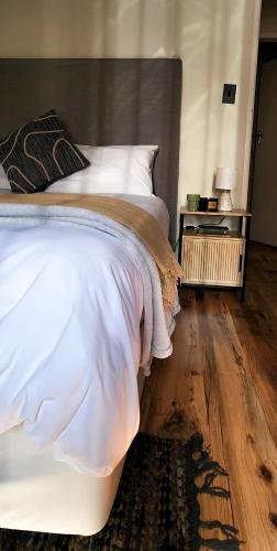Modern Retro Private Apartment - Polokwane