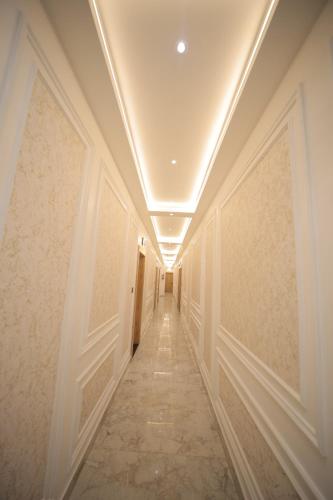 Bihari Ji Guest House - Vrindavan