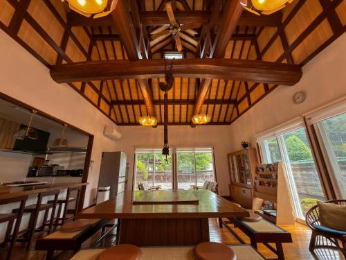 Villa West Hills, Japanese-style Villa With A Garden, Up To 8 Guests, Parking Free, Bbq Available - Takayama