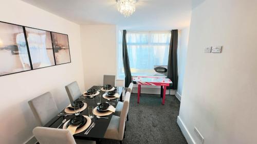 Cross Heath House - Leeds
