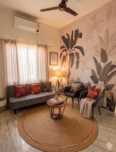 Coconut Hideaway - Kids Loft & Cozy Tropical 2bhk - Ranchi