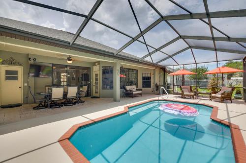 Weeki Wachee Retreat: Heated Pool And Fenced Yard - Spring Hill, FL