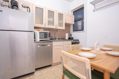 Charm 2bd In Upper East Side With Backyard - New York (staat)