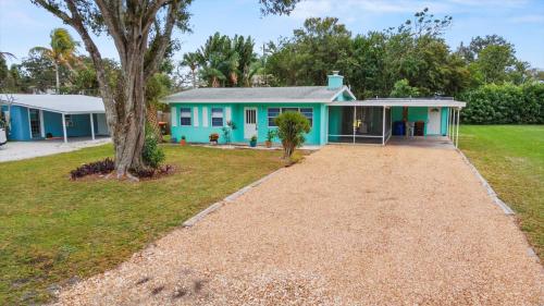 2br Coastal Cottage Near Downtown & Beaches - Vero Beach, FL