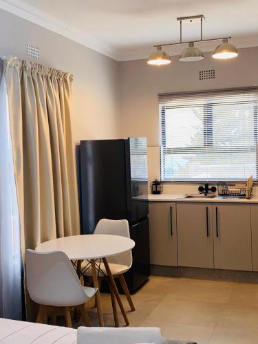 Waterford Executive Apartments- One Bed Studio Apartment - Mbabane