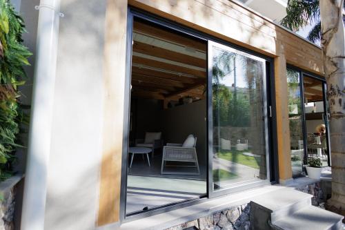 Sea Garden Luxury Rooms - Naxos