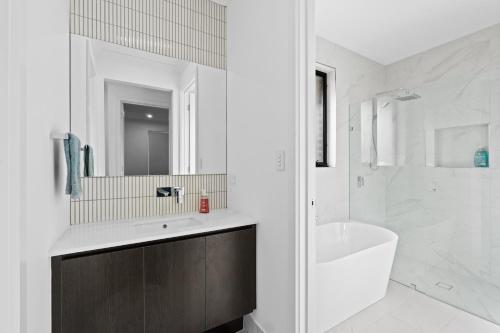 Brand New Guest House, Modern, Stylish & Comfortable - South Australia