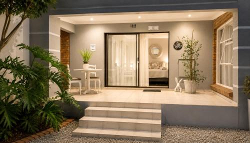 Zhantique Guest House 1- Unit 1 - Germiston