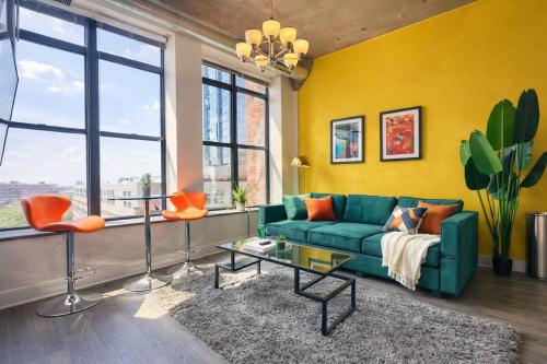 Spacious South Loop 2br Apartment Near Mccormick Place, Soldier Field & Downtown Chicago - Chicago, IL