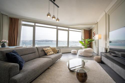 Bosphorus View 3br In Kabatas - Sarıyer