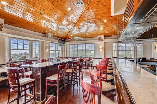 Ta13 Oceanside Retreat - Ocean Pointe #4311 - Islamorada, FL