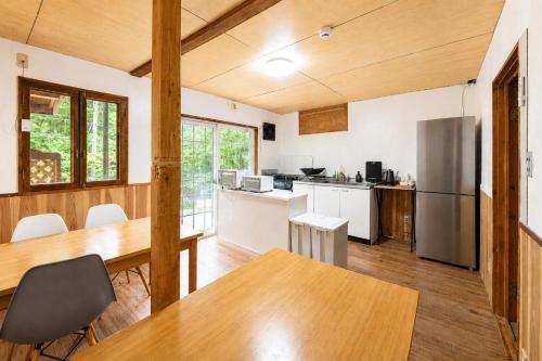 Yatsugatake Little Village Guesthouse - 지노시