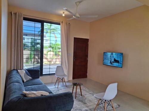 Stunning 2br In Dar Beach, Dining, Transit Nearby Apt 6 - Dar es Salaam
