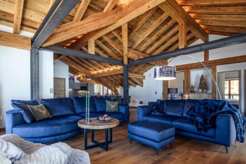 Chalet Les Champs - Courchevel, France