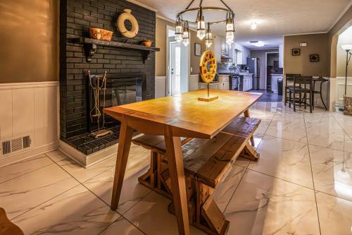 Moss Drive Retreat - Close To The Woods - Villa Rica, GA