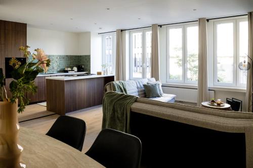 Opera Stay With Parking In City Centre - Centraal Station Antwerpen