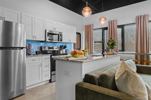 Elegant 1br Near Airport & Downtown - Brentwood, TN