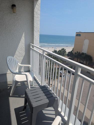 Ocean View Double Queen Suite! Perfect For 4 Guests! Sea Mist 50603 - Myrtle Beach, SC