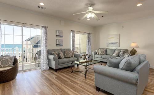 Stunning And Spacious 5 Br Condo- With Ocean Views And More! Cherry Grove Villas 402 - Sunset Beach, NC
