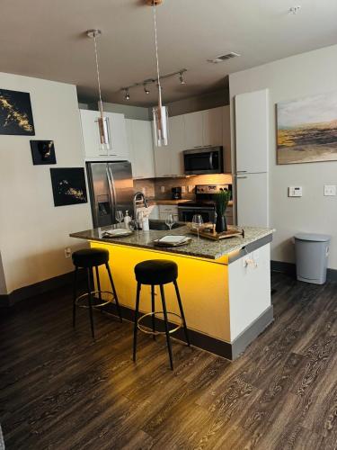 Luxury Uptown Dallas Retreat - ダラス