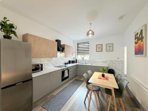 Lovett House - Contractors Or Family Holidays - Cleethorpes