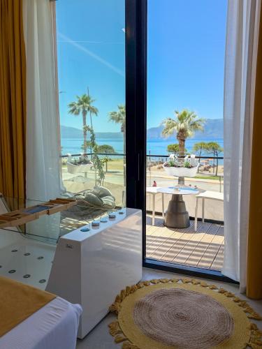 Trea Suites With Jacuzzi , By Aria - Vlora