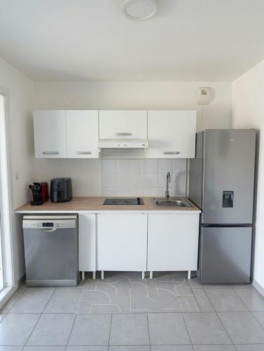 Beautiful Modern 1-bedroom Apartment With Terrace - Marseille