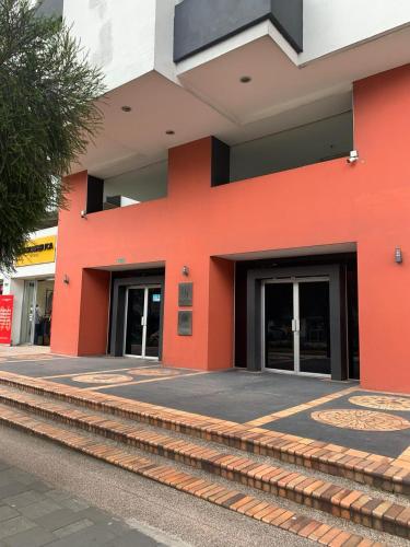 Elegante Apto 2br - Sector La Colon - Business & Family Ready - Quito