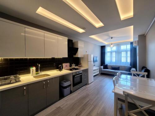 Levent Apart - Trebisonda