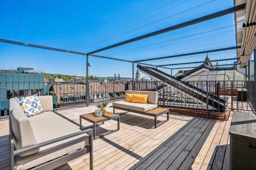 Old Town Rose Diamond Penthouse Rooftop Terrace - Zürich