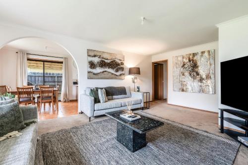 Solander's Retro Residence - Group Stay By The Beach - Dromana
